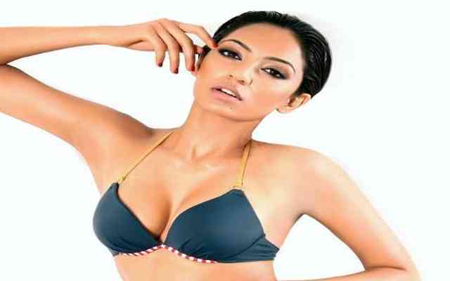 Nawazuddin Siddiqui Sobhita Dhulipala Moothon Red Light Area जब