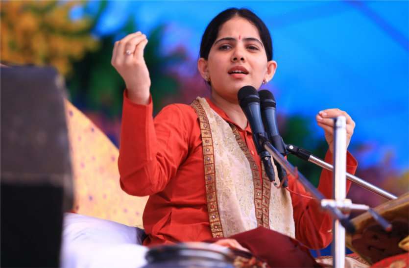 Jaya Kishori Ji Interview On Guru कथावाचक जया किशोरी ने बताई आज के संतों की सच्चाई बोलीं