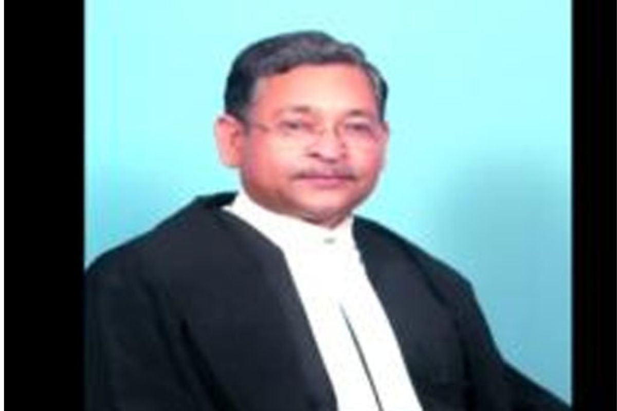 CBI registers F.I.R against former High Court judge SN Shukla and his ... CBI registers F.I.R against former High Court judge SN Shukla and his ...