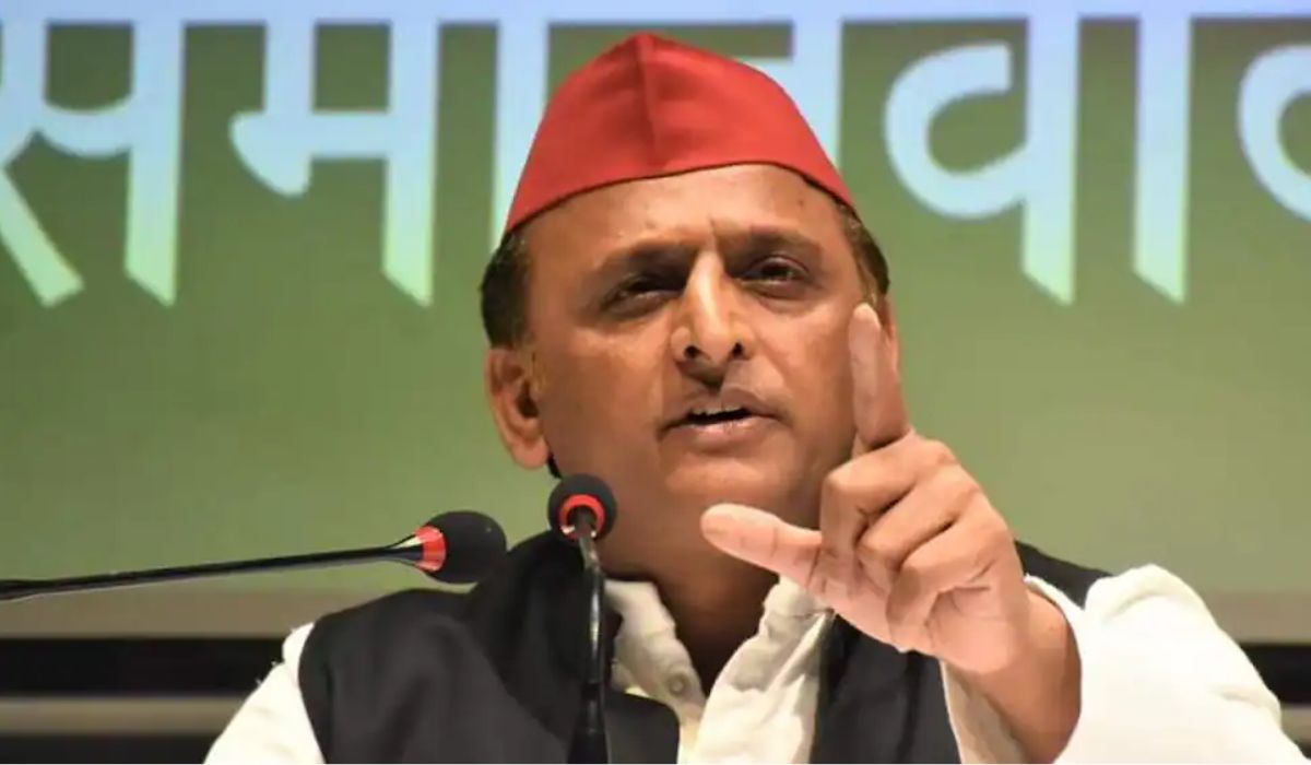 Fight Intensifies Between Congress And Sp Akhilesh Yadav Statement