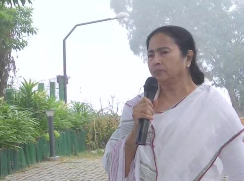 Mahua Moitra Parliament Membership Canceled In Cash For Query Case Cash For Query महुआ
