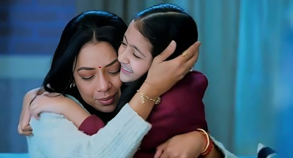 Anupamaa Spoiler: अनुपमा ने बचाई गुंडों से आध्या की जान, मां-बेटी फिर ... Anupamaa Spoiler: अनुपमा ने बचाई गुंडों से आध्या की जान, मां-बेटी फिर ...